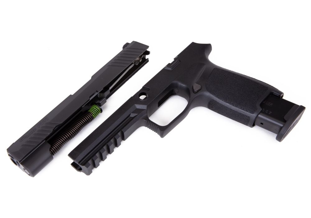 P320 FULL-SIZE .40AUTO 10RD MAG CAL-X KIT