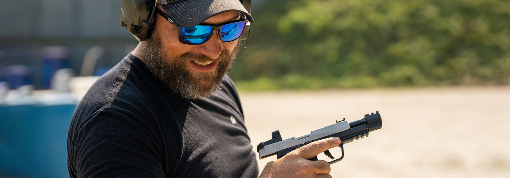 P322 Compact 22LR Pistol | Reliable Performance | SIG SAUER